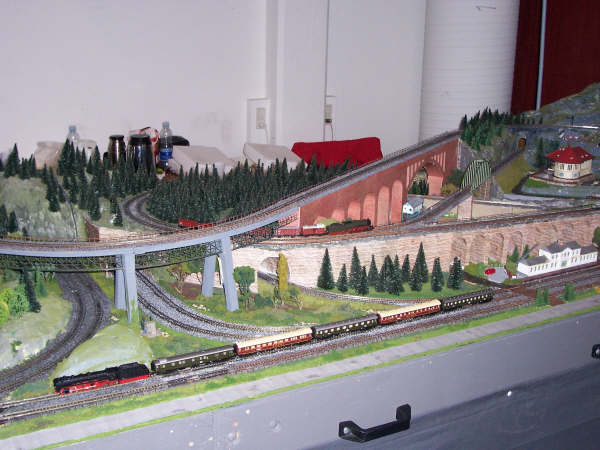 Modelbanens elementer: Togene